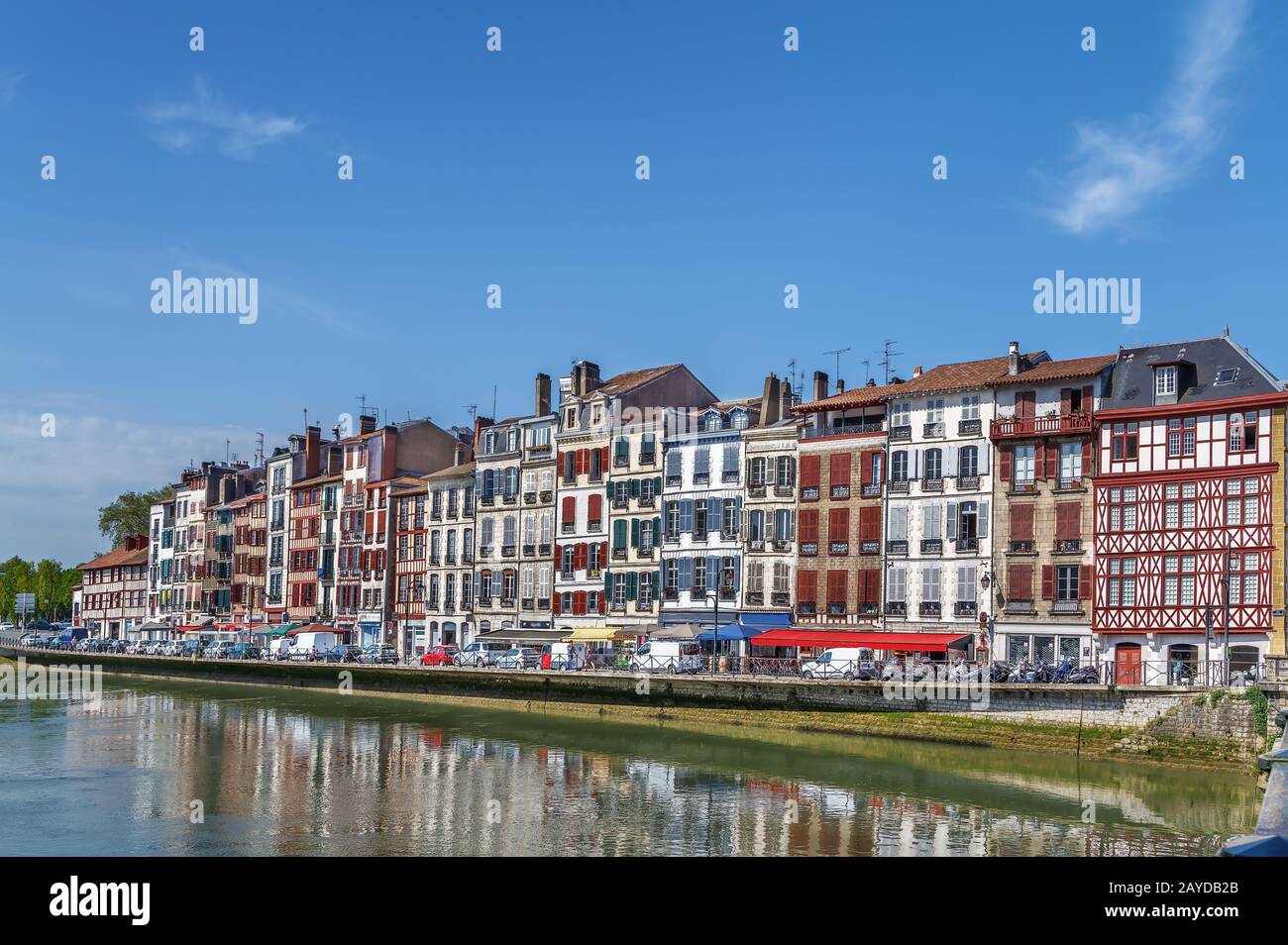 Nive river france hi-res stock photography and images - Alamy