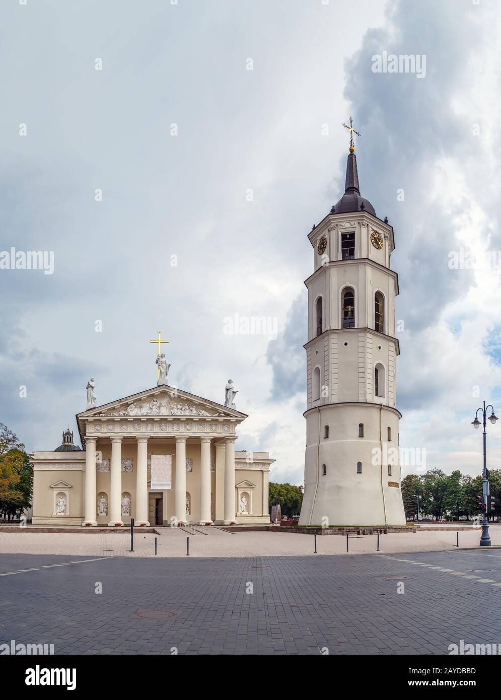 Vilnius cathedral column hi-res stock photography and images - Alamy
