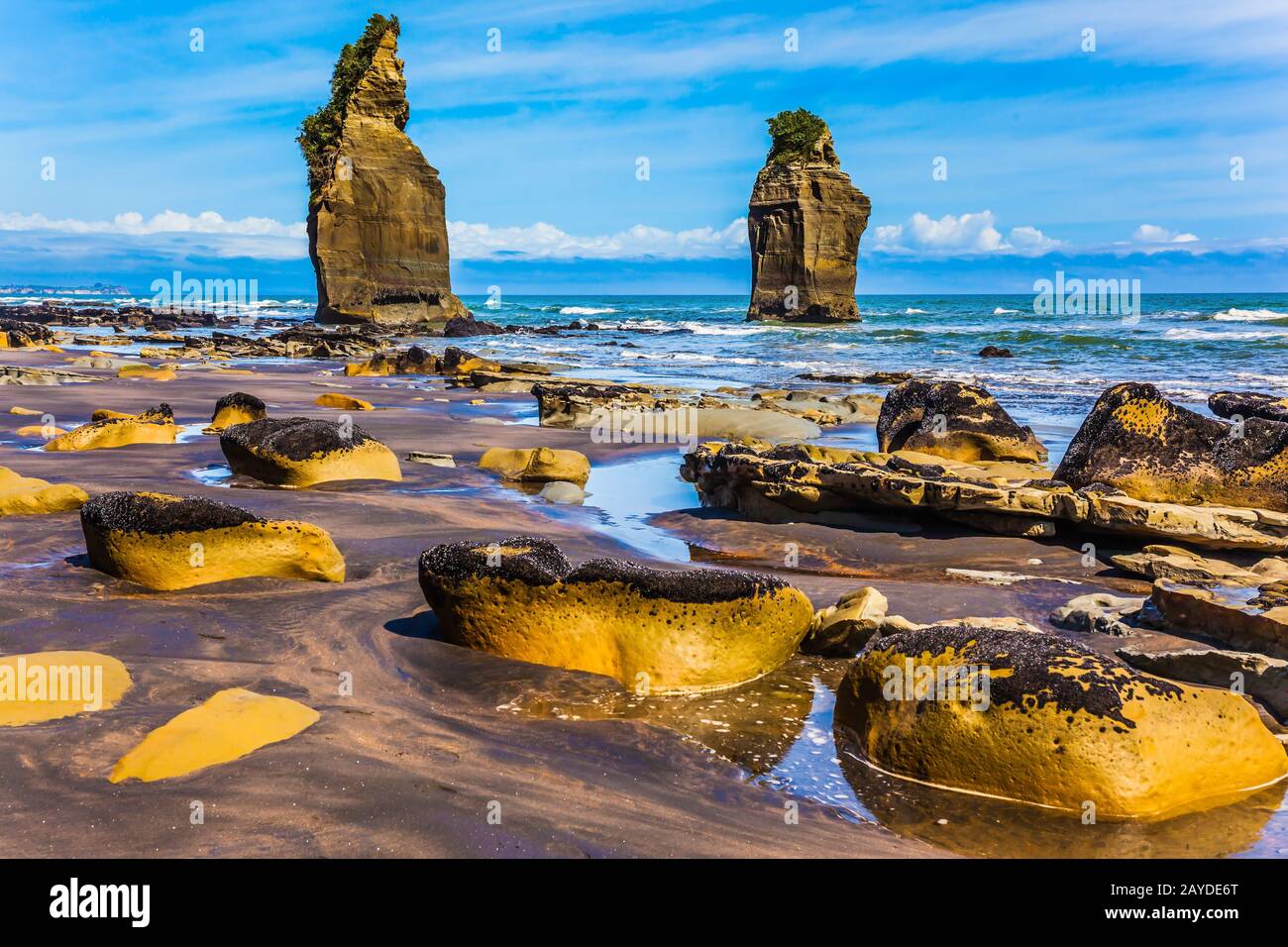 Three famous rocks hi-res stock photography and images - Alamy