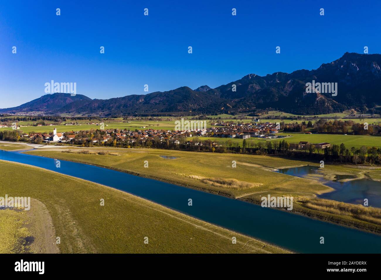 Reservoir Forggensee with little water and sandbanks, Schwangau, Füssen ...