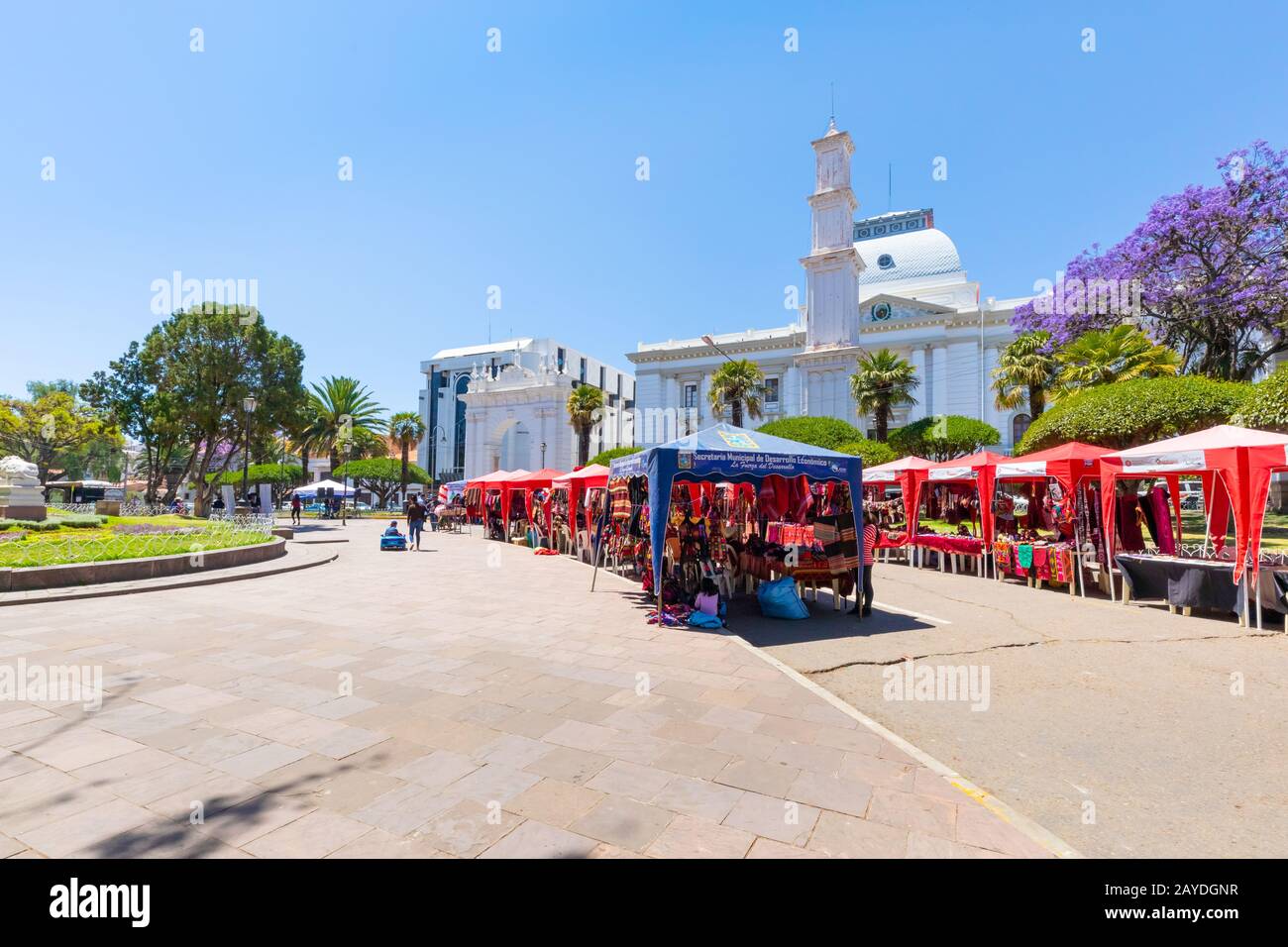 Simon bolivar square hi-res stock photography and images - Alamy