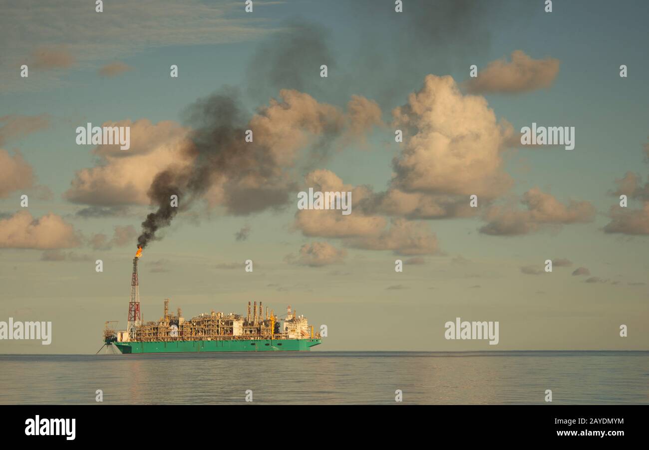 (Petronas) first floating liquefied natural gas (PFLNG 1) facility ...