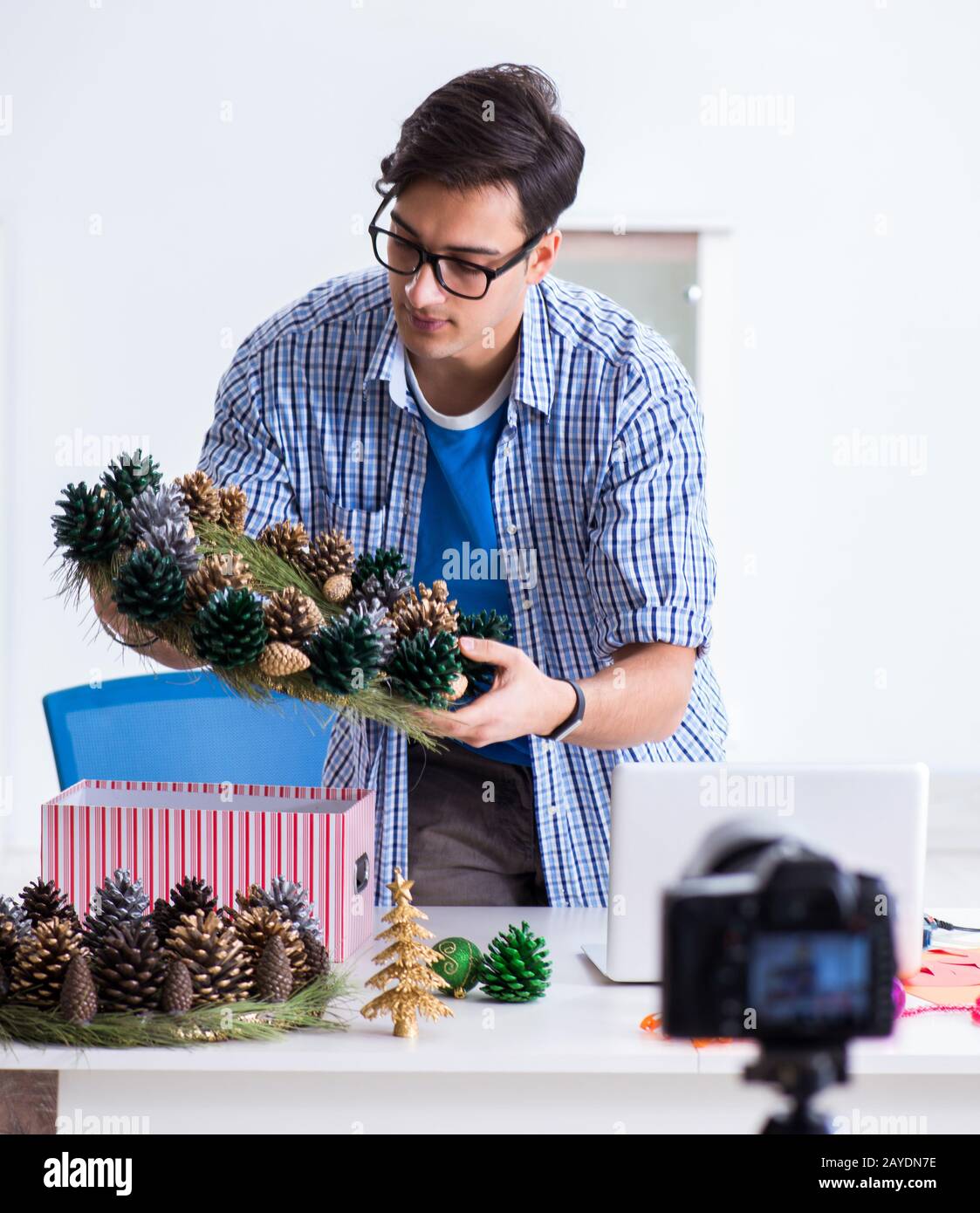 Christmas video recording hi-res stock photography and images - Alamy