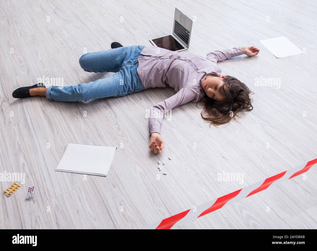 Woman lying floor dead hi-res stock photography and images - Alamy