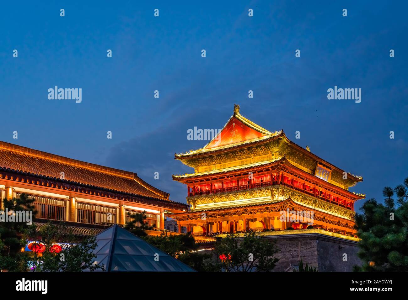 Ming sha hi-res stock photography and images - Alamy