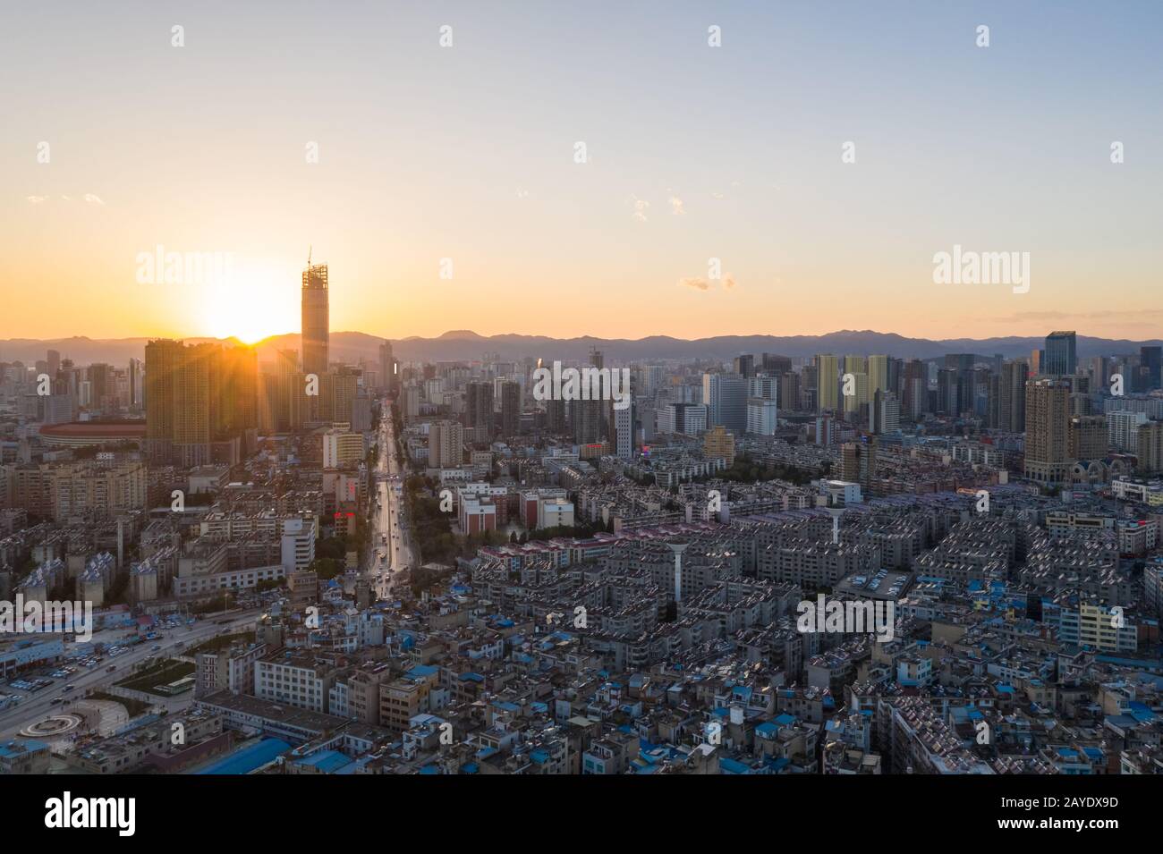 Kunming city hi-res stock photography and images - Alamy