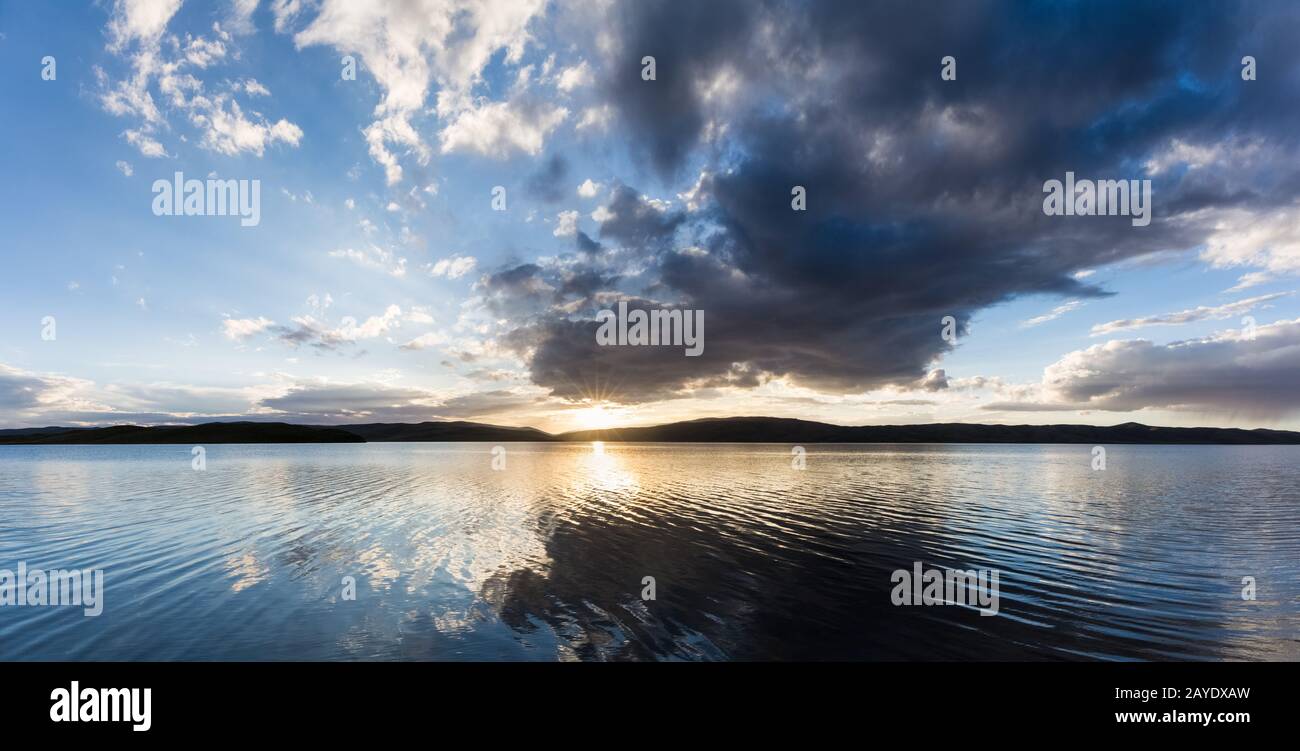 Plateau lake hi-res stock photography and images - Alamy