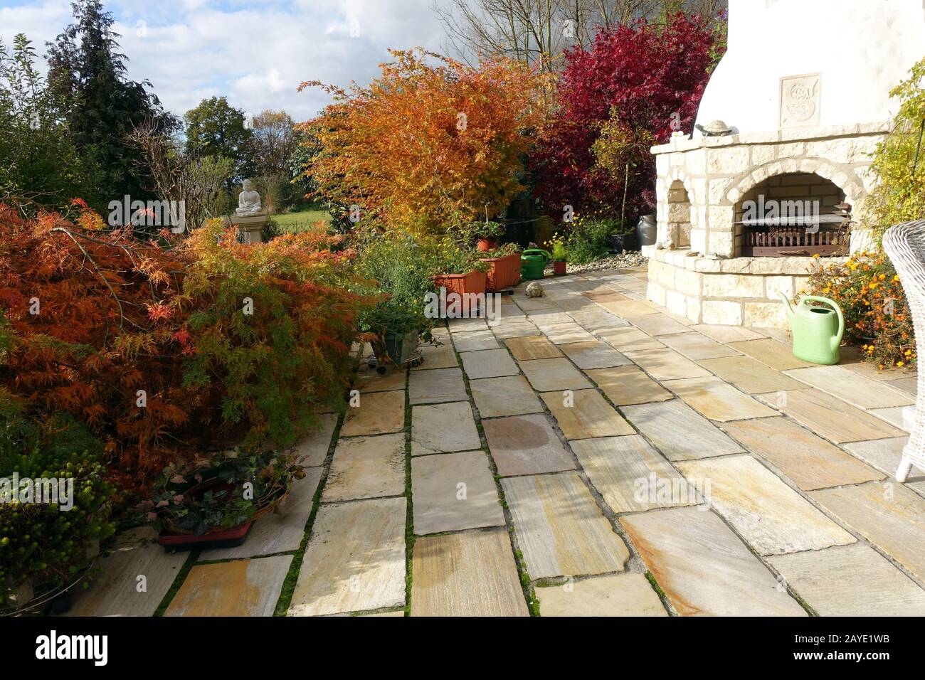 Stone terrace hi-res stock photography and images - Alamy