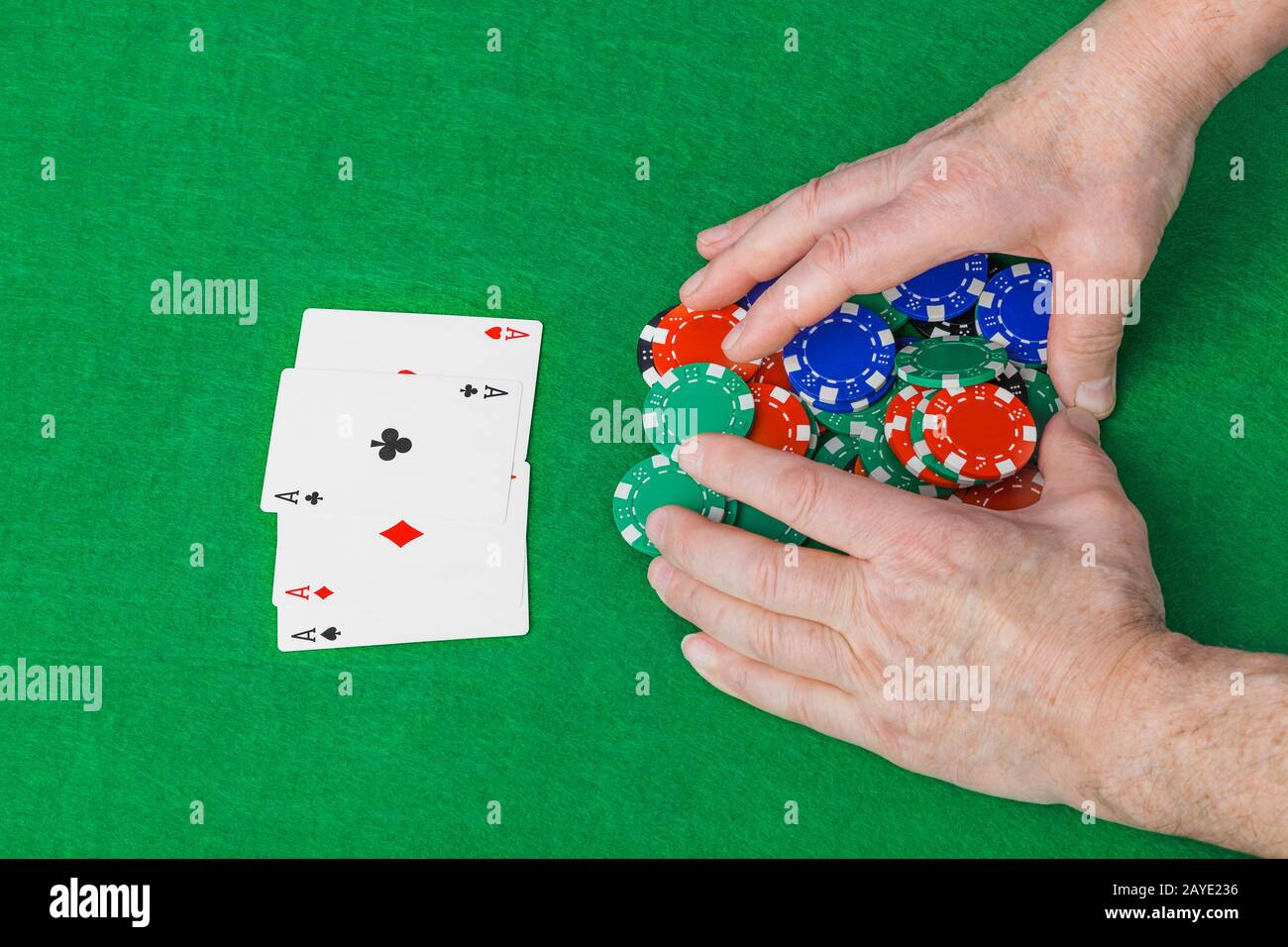 Hands holding cards hi-res stock photography and images - Alamy