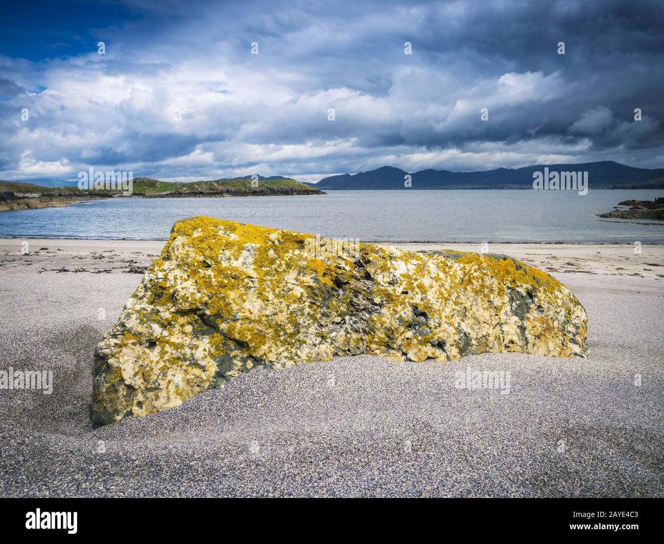 Sandy beach in ireland at Beara Peninsula Stock Photo - Alamy