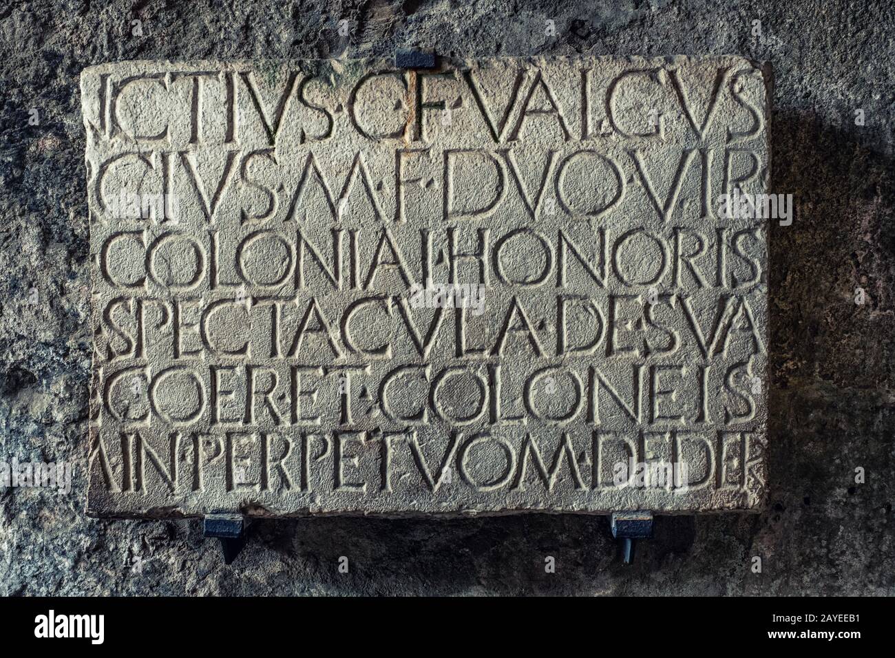 Ancient Latin Writing