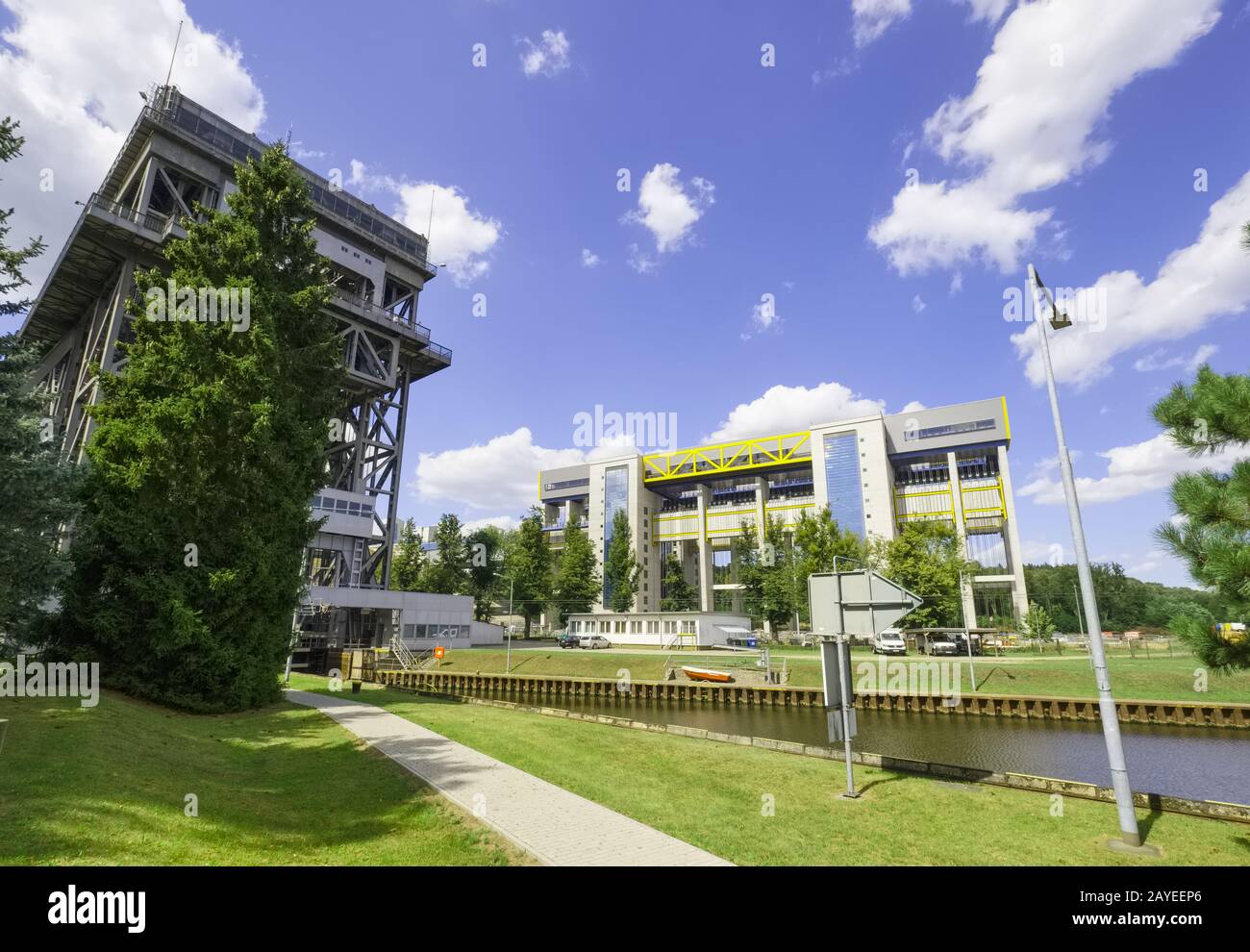 Lift locks hi-res stock photography and images - Alamy