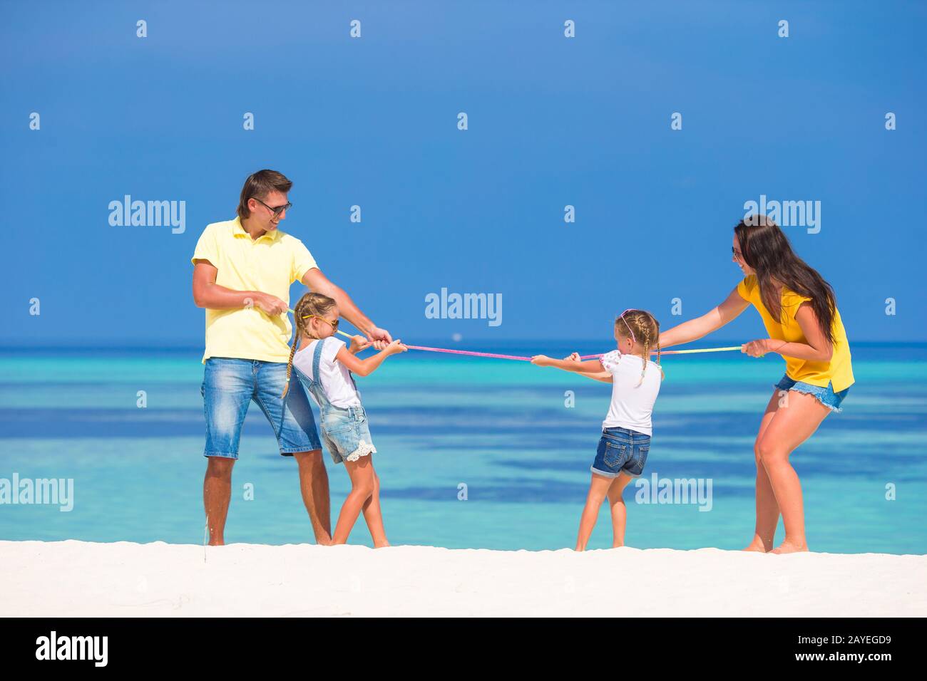 Family seaside fun hi-res stock photography and images - Alamy
