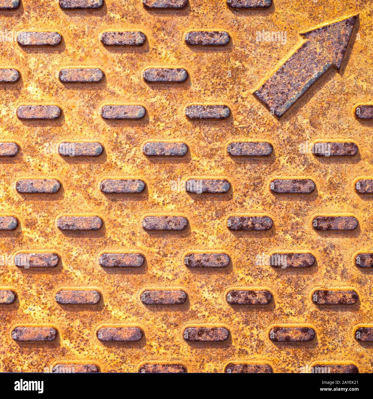 Manhole cover detail pattern hi-res stock photography and images - Alamy