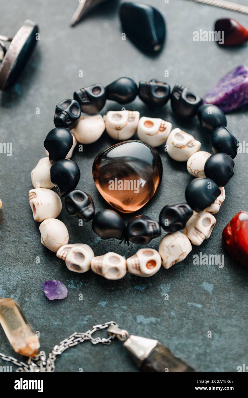 Occult flat lay hi-res stock photography and images - Alamy