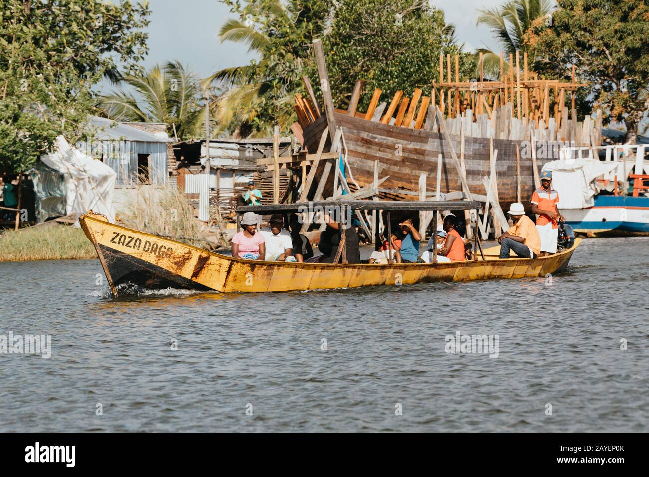 Boat overloaded hi-res stock photography and images - Alamy