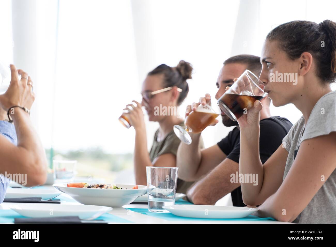 Man woman soft drink talking hi-res stock photography and images - Alamy