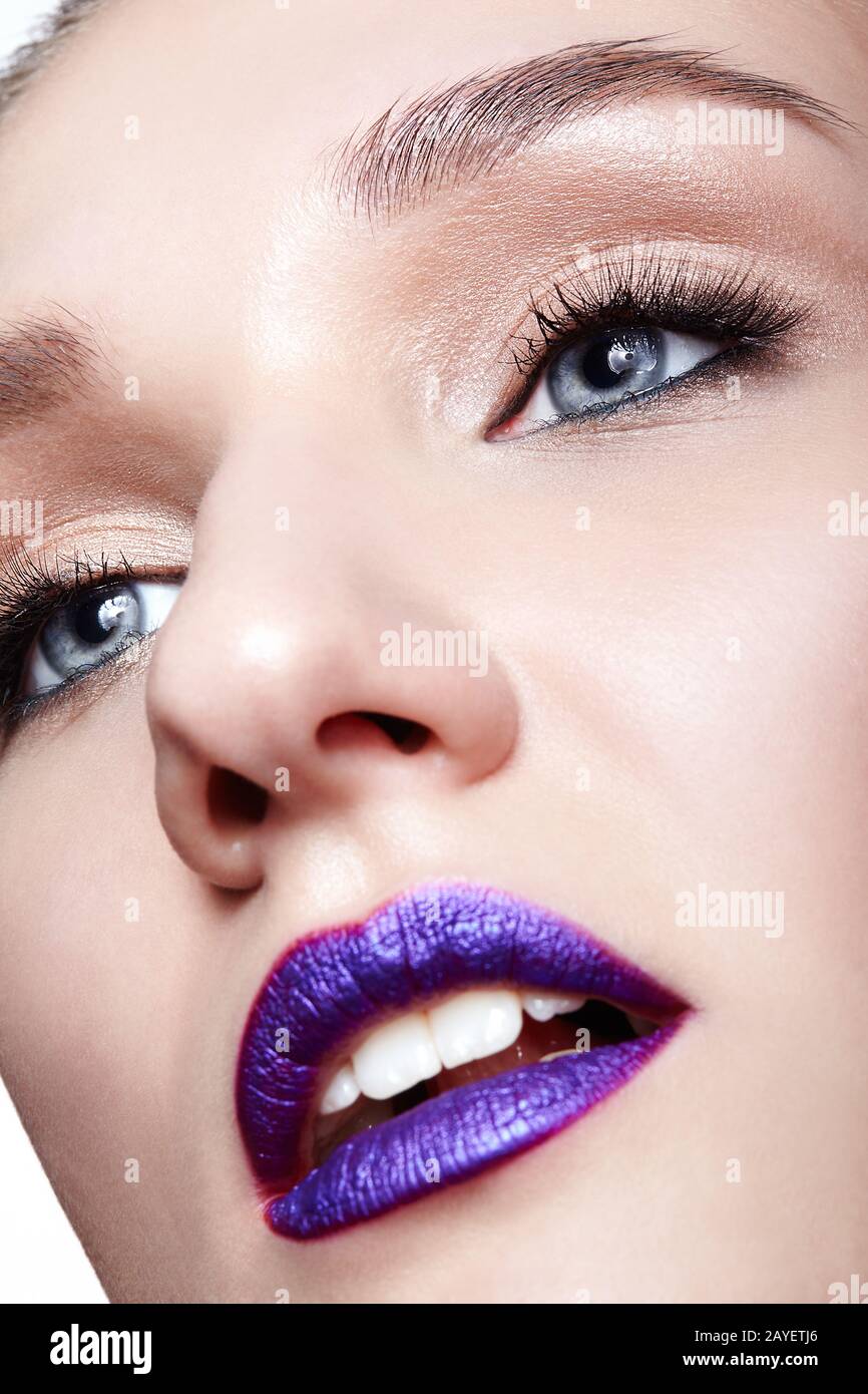 Visage violet hi-res stock photography and images - Alamy