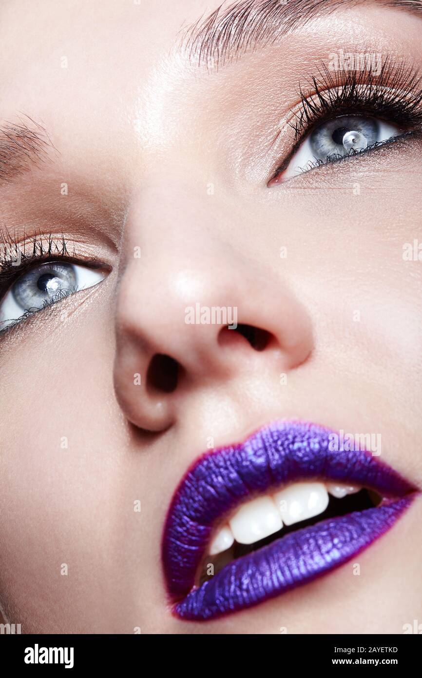 Visage violet hi-res stock photography and images - Alamy