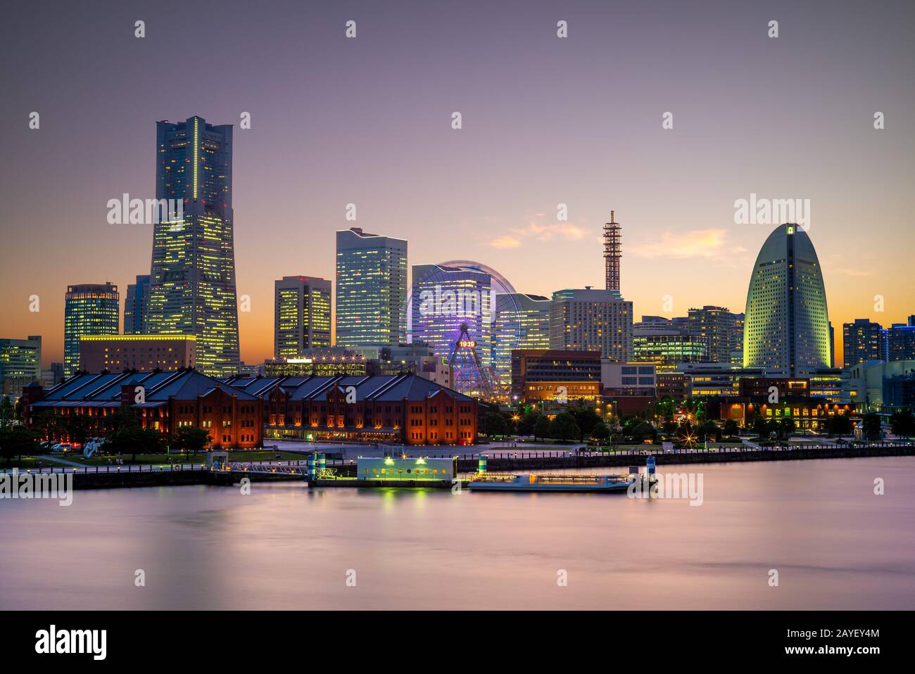 night scene of yokohama port near tokyo, japan Stock Photo - Alamy