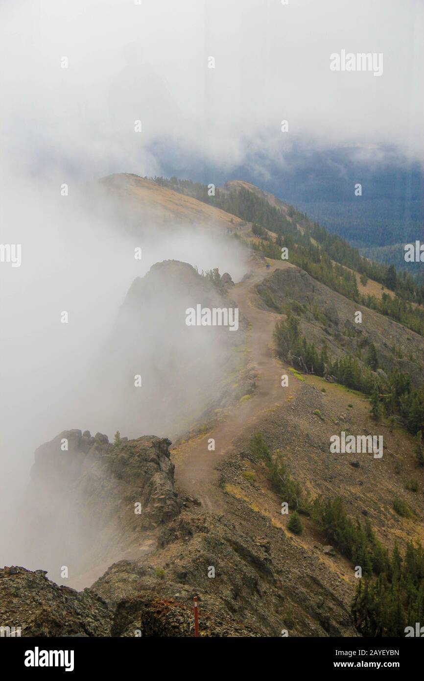 Mt washburn yellowstone hi-res stock photography and images - Alamy
