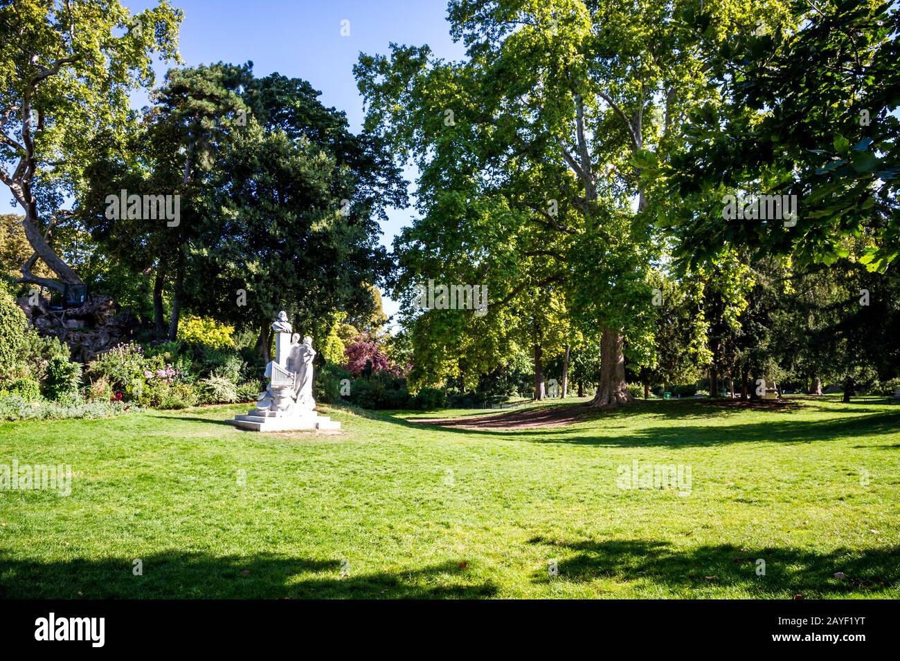 Parc Monceau, Paris, France Stock Photo - Alamy