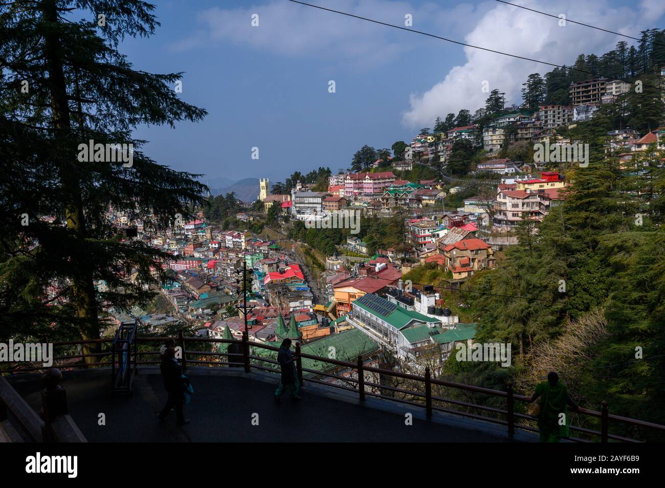 Green hillside path houses hi-res stock photography and images - Alamy