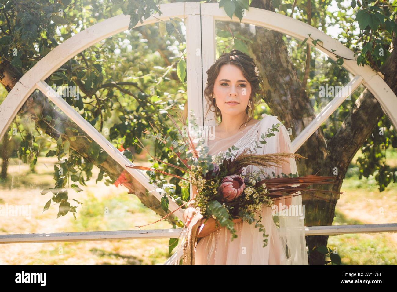 Rustic girl flowers hi-res stock photography and images - Alamy