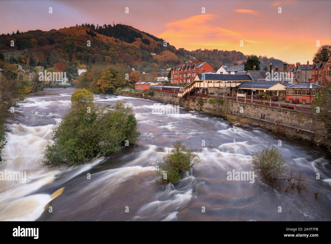 Station llangollen railway north wales hi-res stock photography and ...
