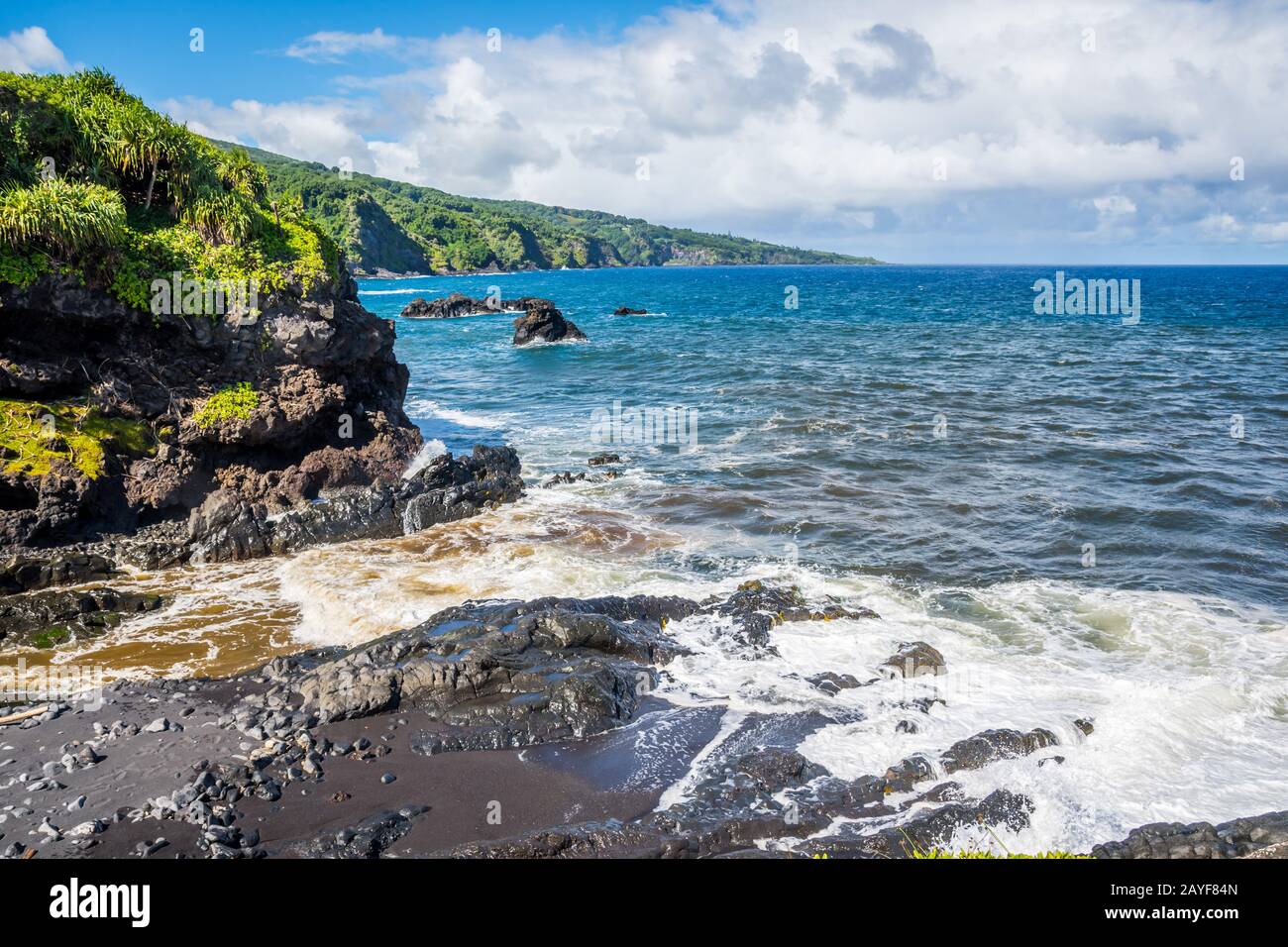 A gorgeous view of the natural landscape in Maui, Hawaii Stock Photo ...