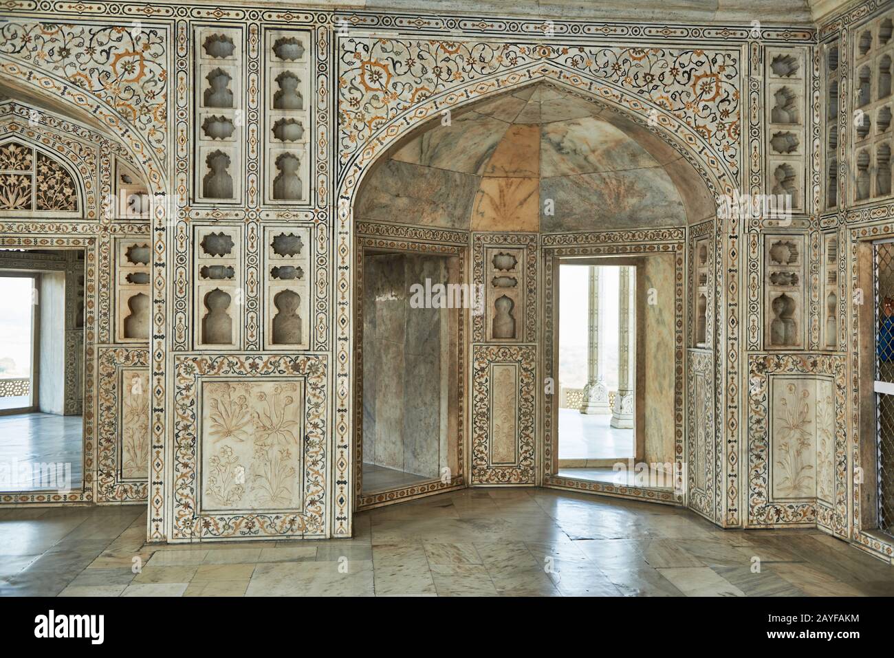 Sheesh Mahal Built By Shah Jahan