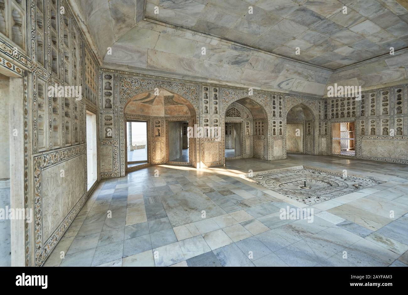 The Shish Mahal (The Glass Palace), Agra Fort, Agra, Uttar Pradesh ...