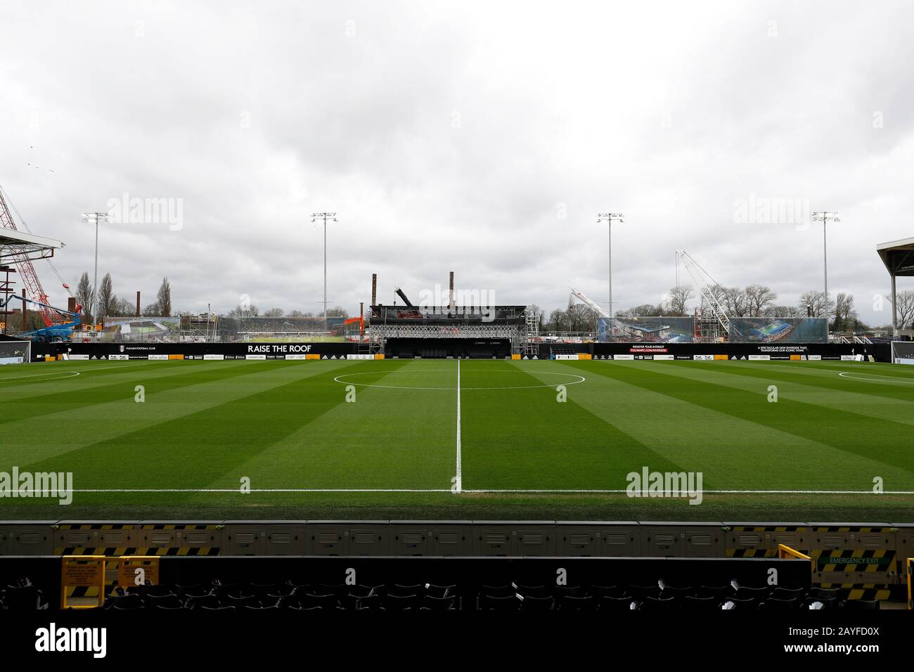 Craven cottage riverside stand hi-res stock photography and images - Alamy