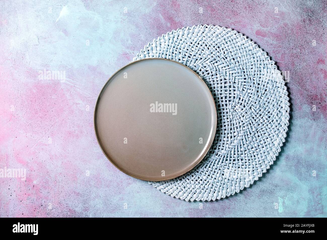 Food blue palte hi-res stock photography and images - Alamy