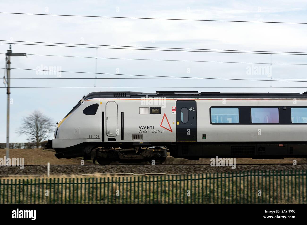 Avanti voyager hi-res stock photography and images - Alamy