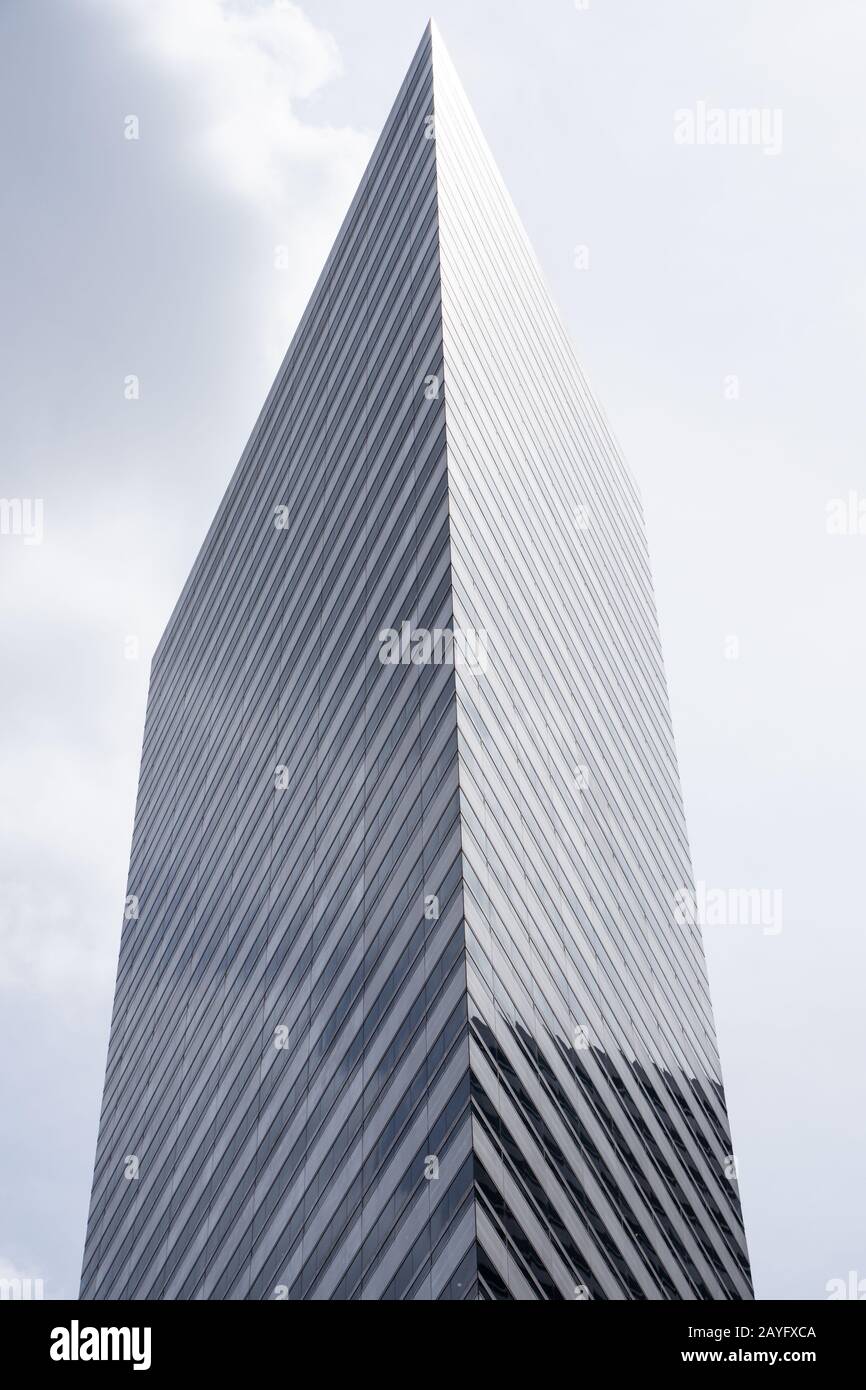 Modern Skyscraper Concept