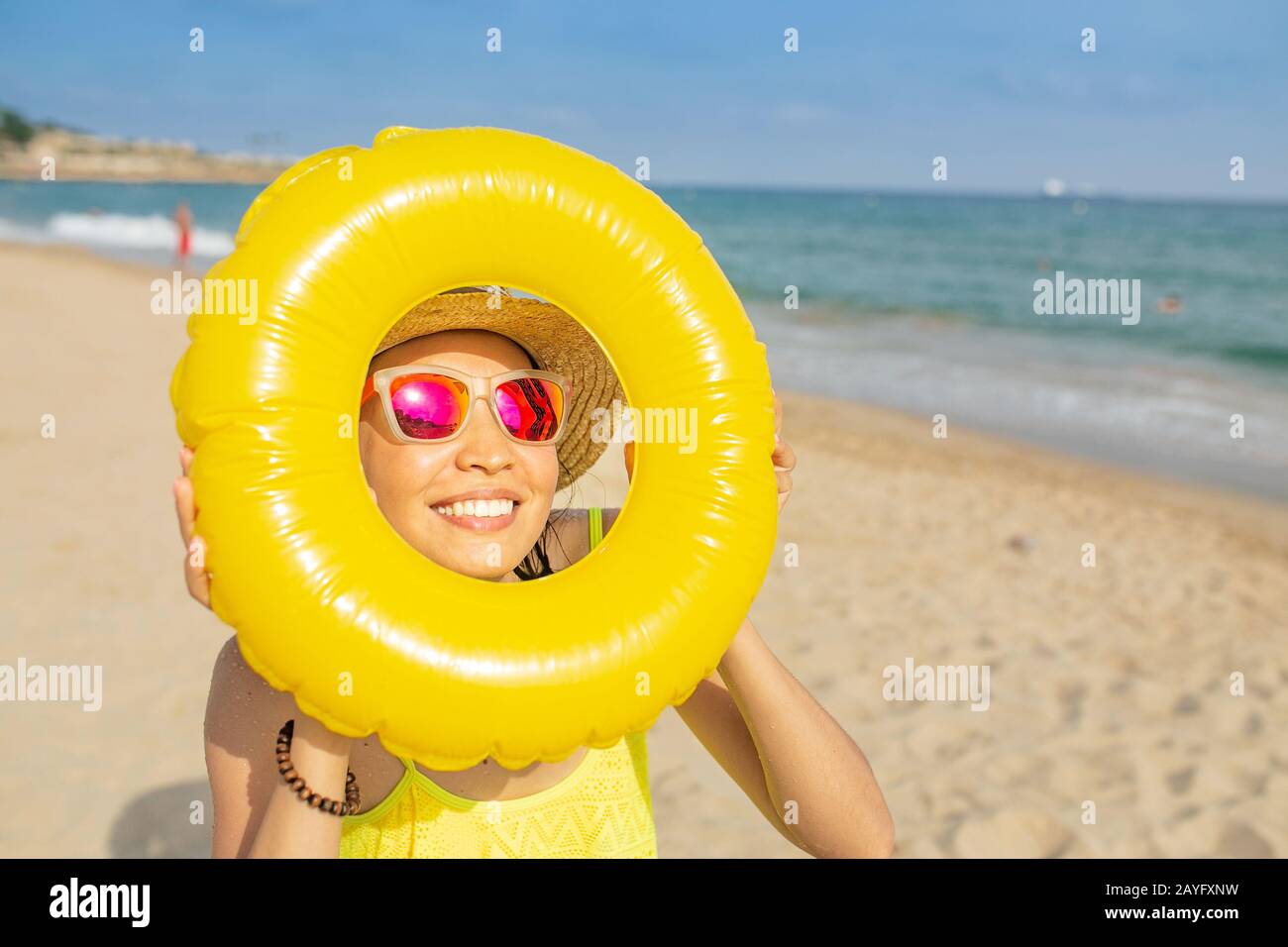 Red bikini top hi-res stock photography and images - Alamy