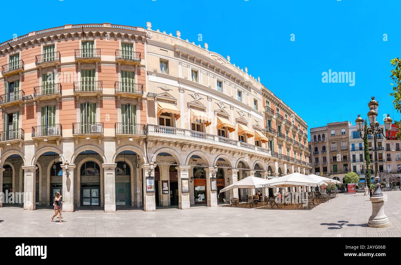 17 JULY 2018, REUS, SPAIN: View of the main Prim Square in Reus city ...