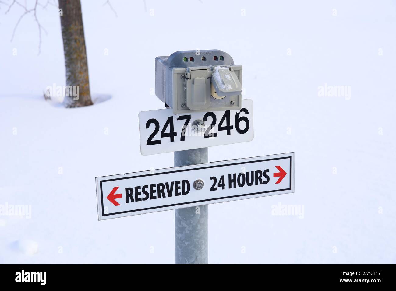 Parking spot sign hi-res stock photography and images - Alamy