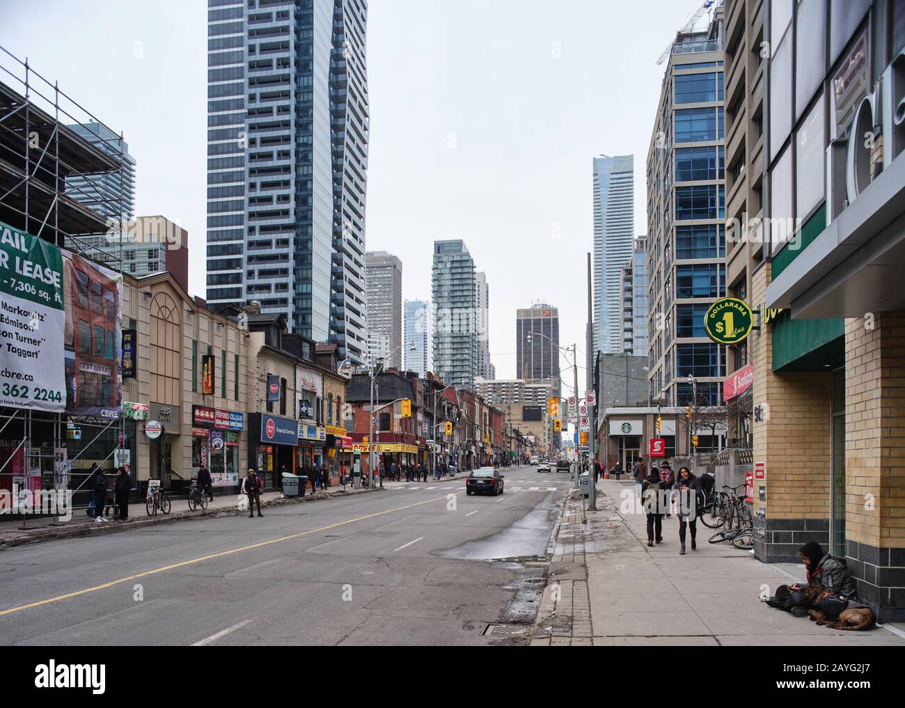 Toronto metro shopping hi-res stock photography and images - Alamy