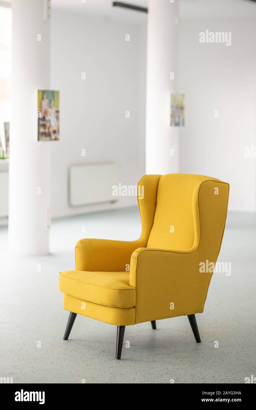 Empty interview room hi-res stock photography and images - Alamy