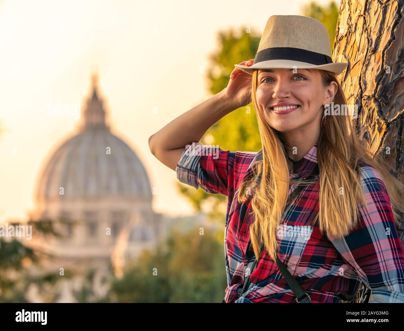Beautiful sunset blond blonde hi-res stock photography and images - Alamy