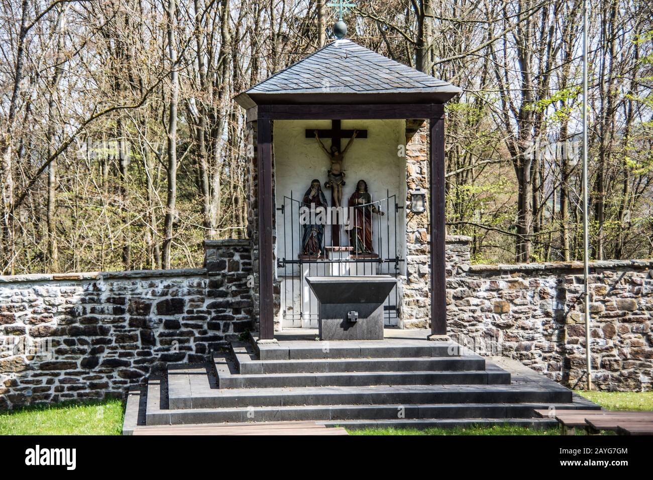 Outdoor prayer hi-res stock photography and images - Alamy