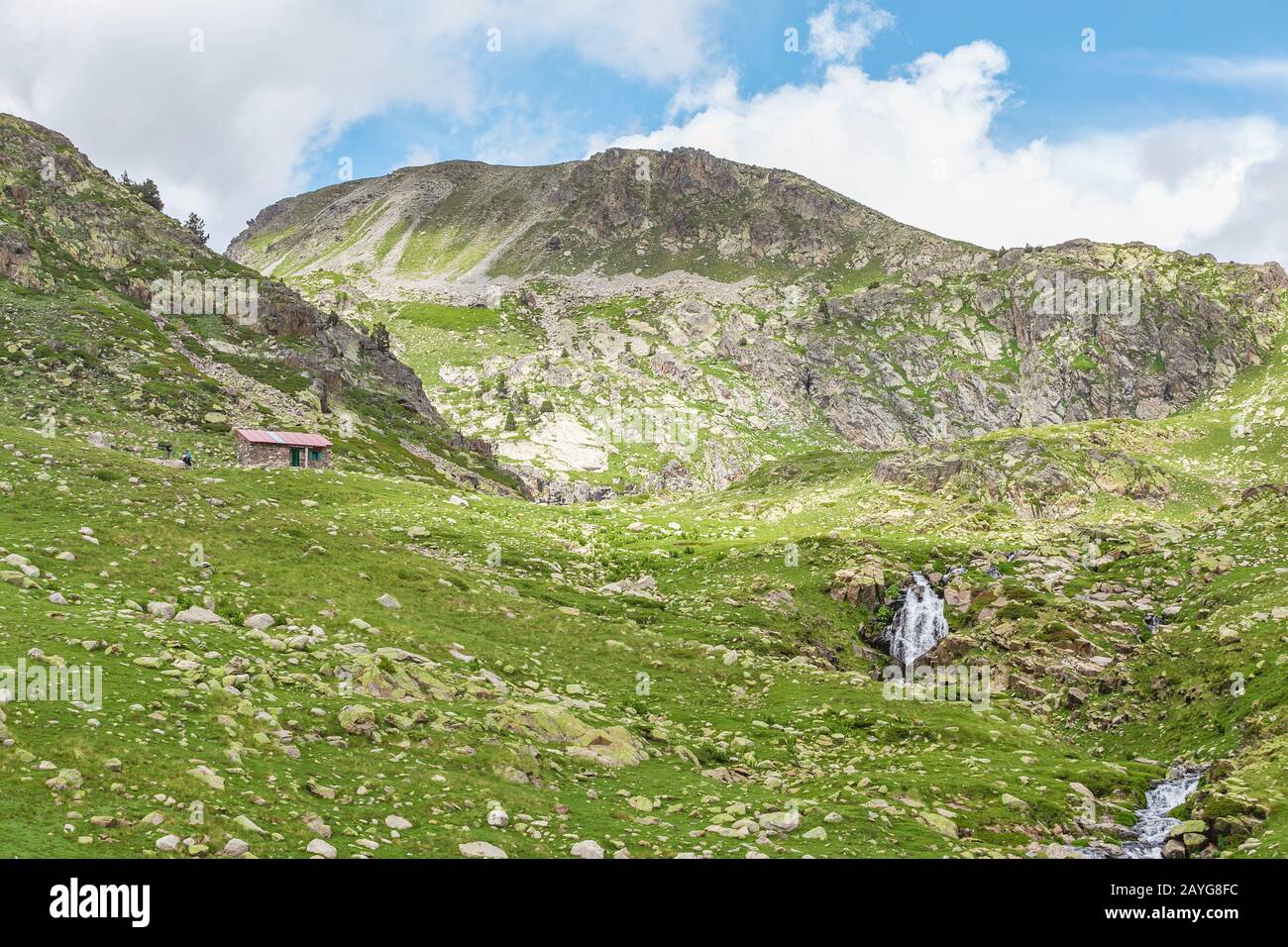 Stone lodge farm hi-res stock photography and images - Alamy