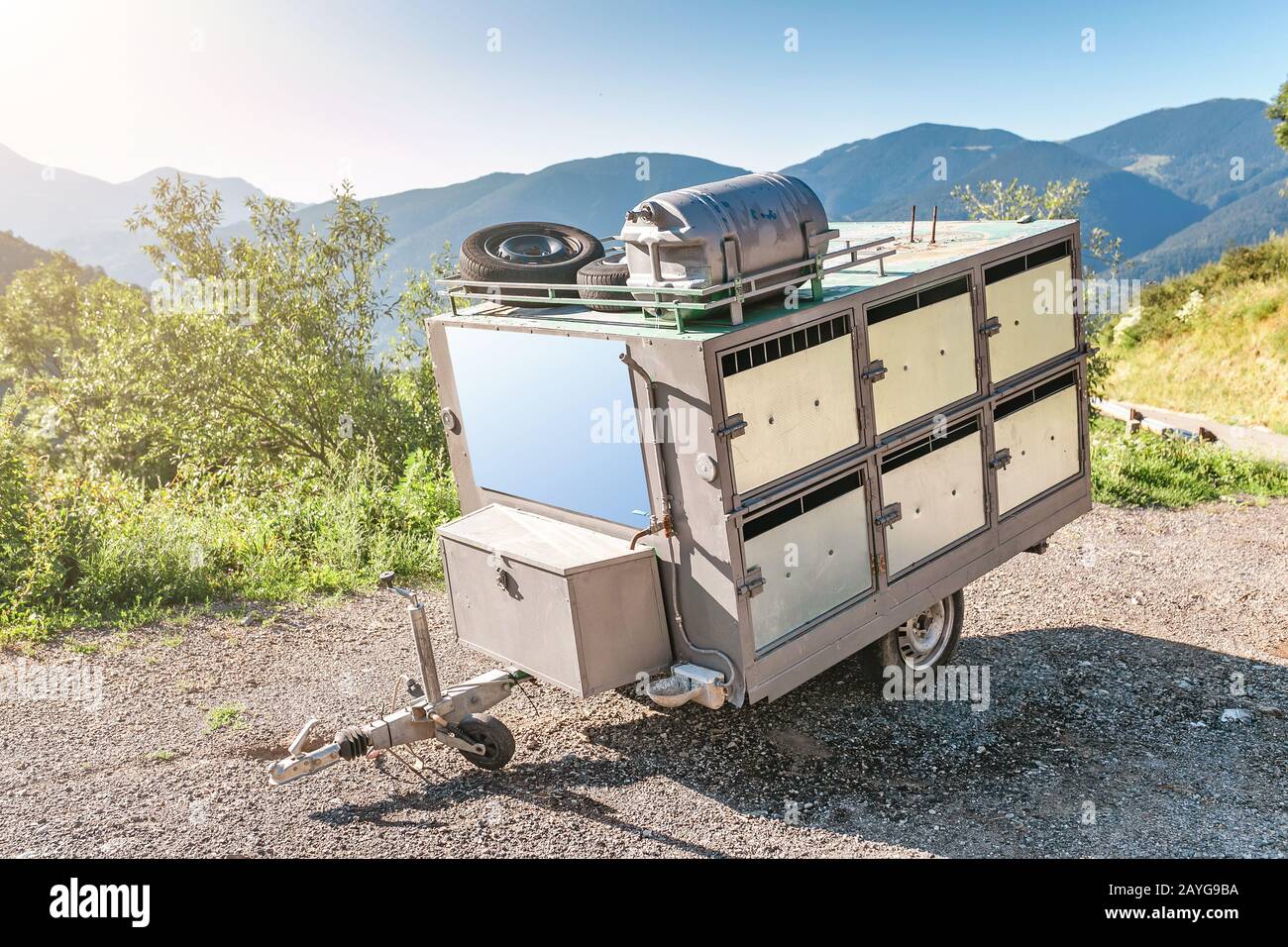 Chicken and rabbit transport trailer truck, livestock trading and ...
