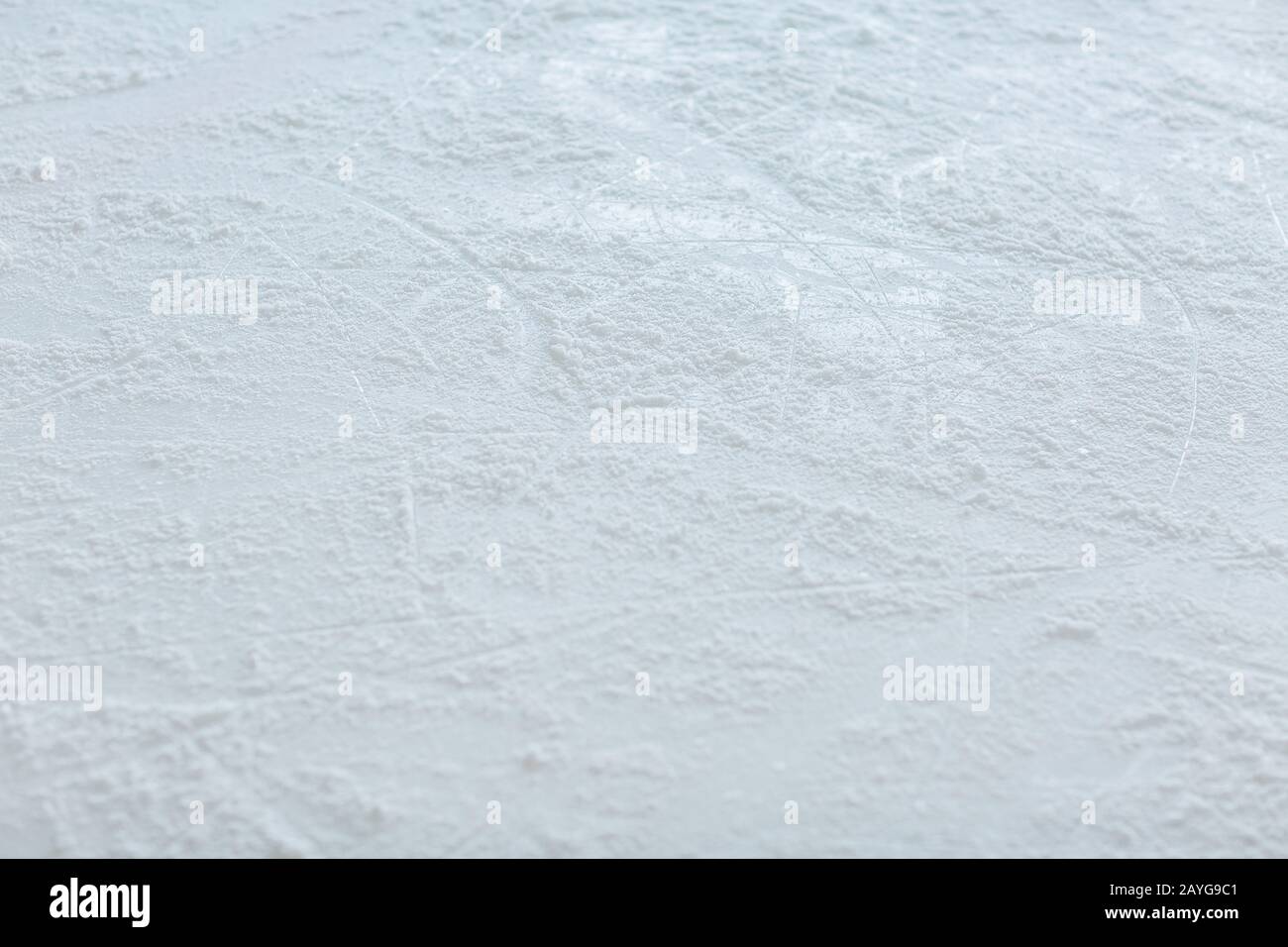Empty ice rink hi-res stock photography and images - Alamy
