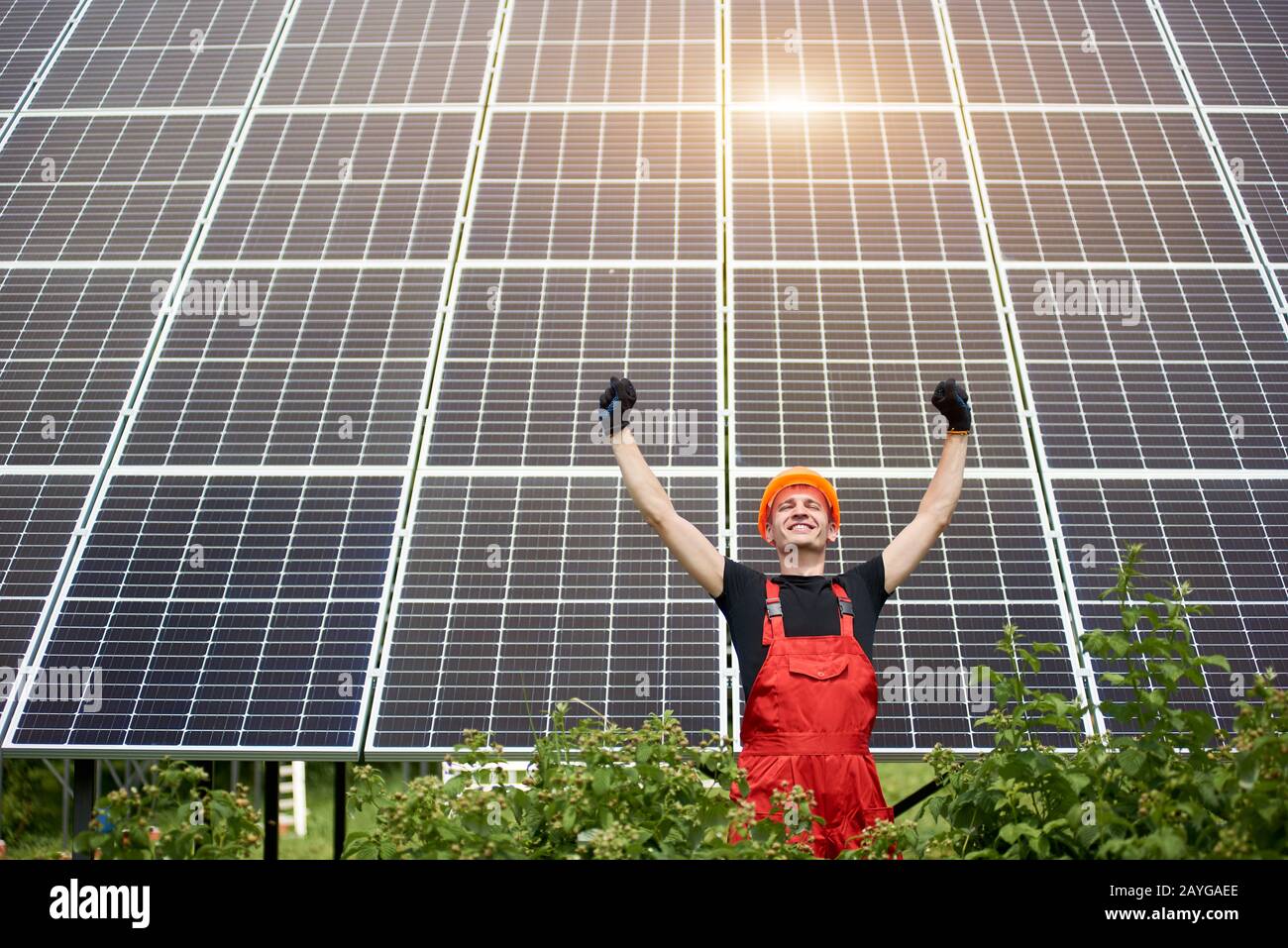 Man in orange uniform hi-res stock photography and images - Alamy