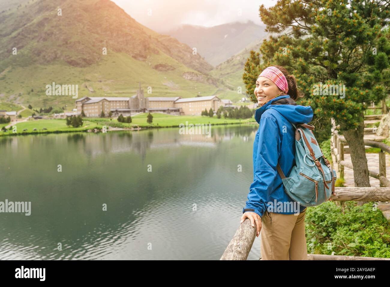 Travel in val de Nuria, Spanish Pyrenees Stock Photo - Alamy