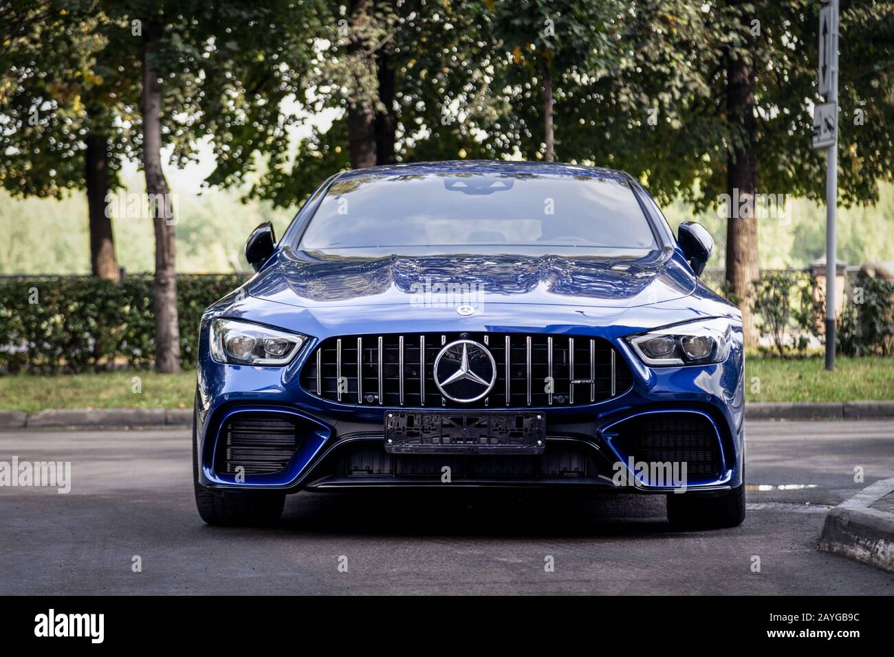 Mersedes benz hi-res stock photography and images - Alamy