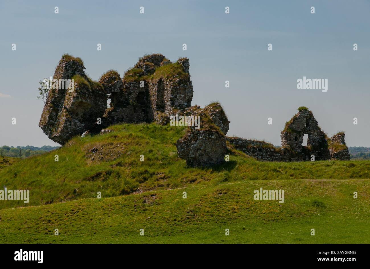 Ireland, ruins of Clonmacnoise Castle, built near the River Shannon ...